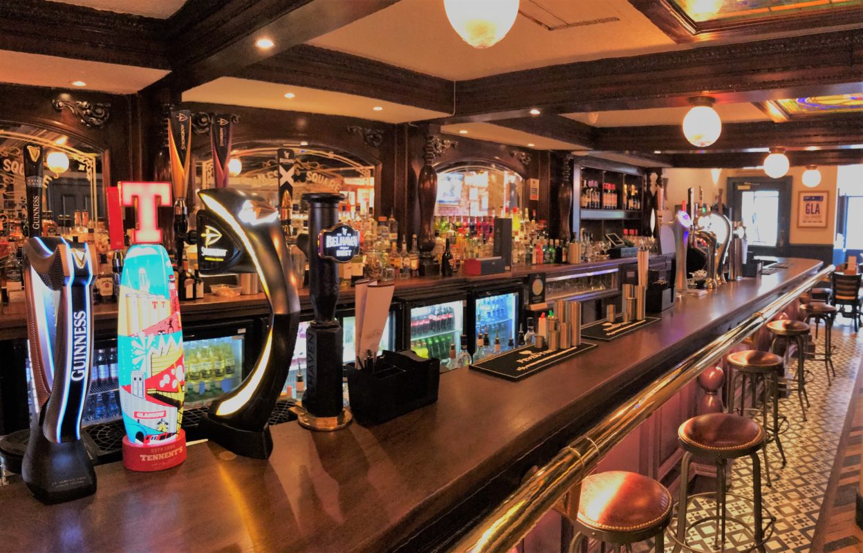 Gallery - Times Square Bar & Diner